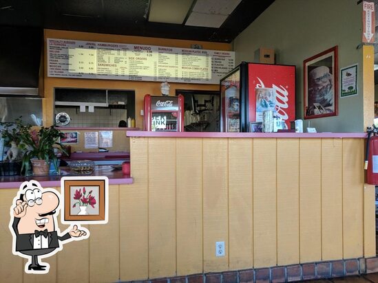 Menu at Happy Burger restaurant, El Paso