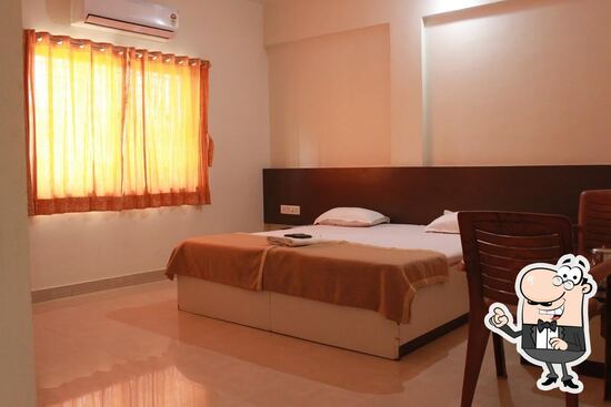 Ravikiran Hotel, Manchar - Restaurant reviews