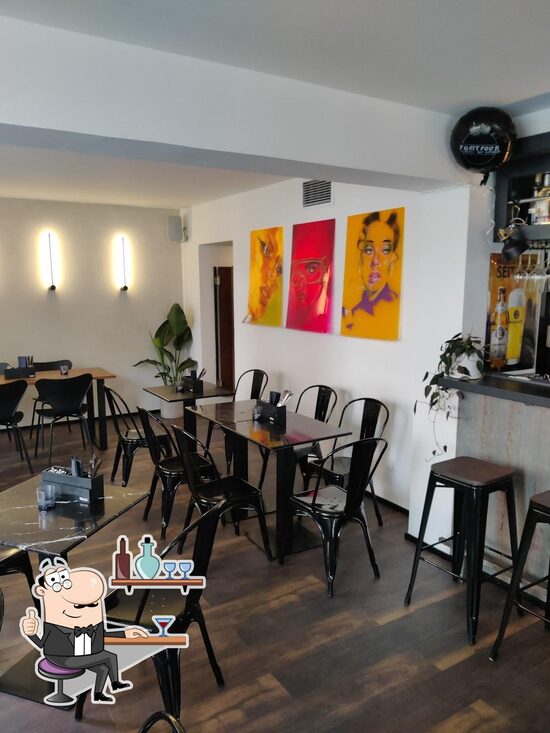 Forty Four Burger & Bar, München - Speisekarte, Preise und Bewertungen