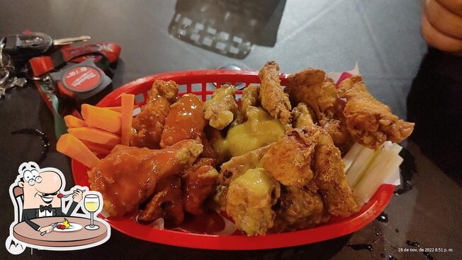 Crazy Wings pub & bar, Playa del Carmen - Restaurant reviews
