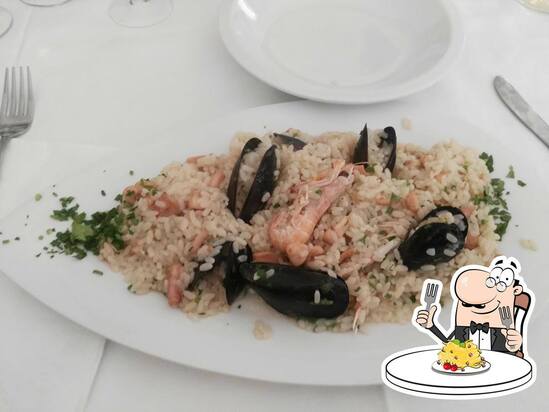 Hotel La Cucala restaurant, Silvi Paese, Via Taranto ...