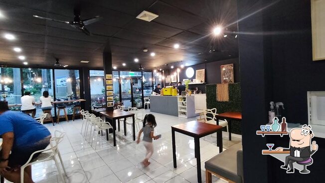 Cubique Cafe, Subic Bay Freeport Zone - Restaurant menu, prices and reviews
