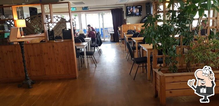 The Flying Club in Rhoose - Restaurant reviews
