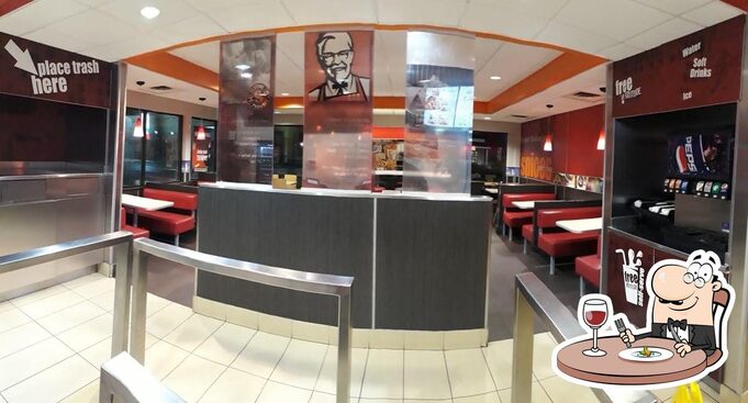 KFC, 945 Mountain Rd in Moncton - Restaurant menu and reviews