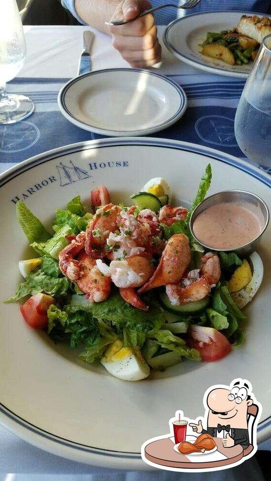 Menu at Harbor House restaurant, Milwaukee