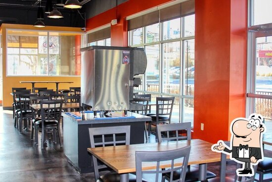 Sprockets Patio and Pub, Des Moines - Restaurant menu, prices and reviews
