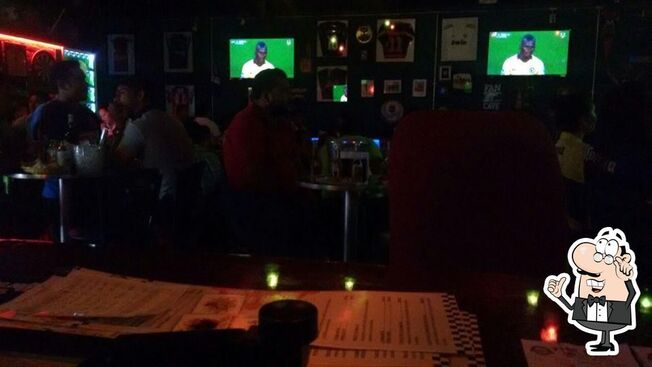 The Stop Bar, Saloya 2da - Restaurant reviews