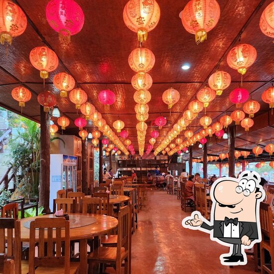 Cha Sa Rak Thai Chinese Restaurant ร้านอาหารจีนยูนนาน ชาสารักไทย, Mok ...