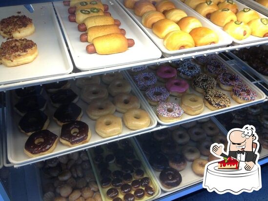 Donut Palace, 3611 14th St #150 in Plano - Restaurant menu and reviews