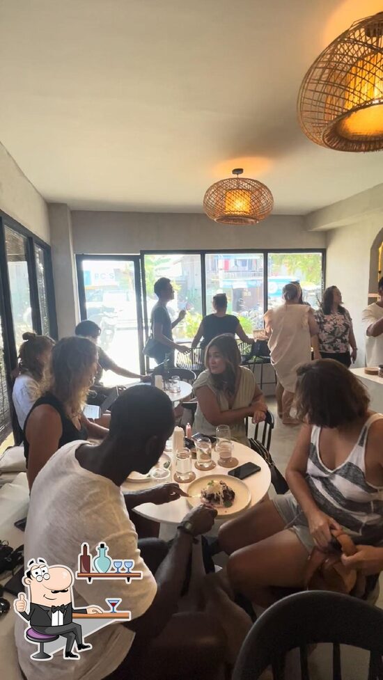Amon Cafe, General Luna - Restaurant reviews