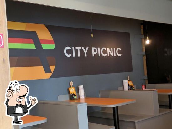 Menu at City Picnic restaurant, Belfast, 6 Castle St