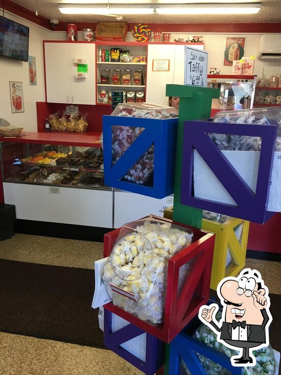 Candyland, Lincoln City - Restaurant menu, prices and reviews