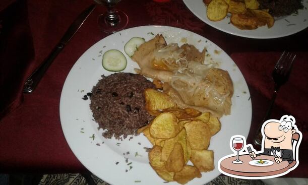 El Cochinito restaurant, Havana, 4JP7+RCQ - Restaurant reviews