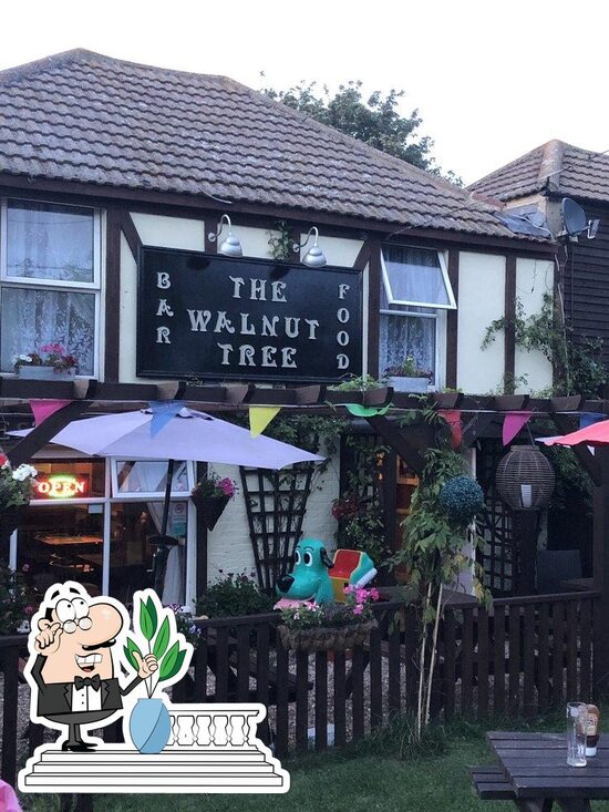 Menu at The Walnut Tree pub & bar, Eastchurch
