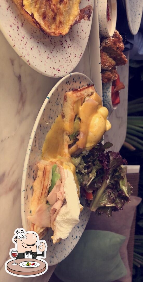 Crimson Bar & Grill, Cairo, Egypt., Cairo - Restaurant menu and reviews