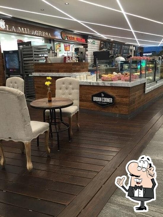 The Urban Corner, Naucalpan, Boulevard Manuel Ávila Camacho 5 Loc. LK ...