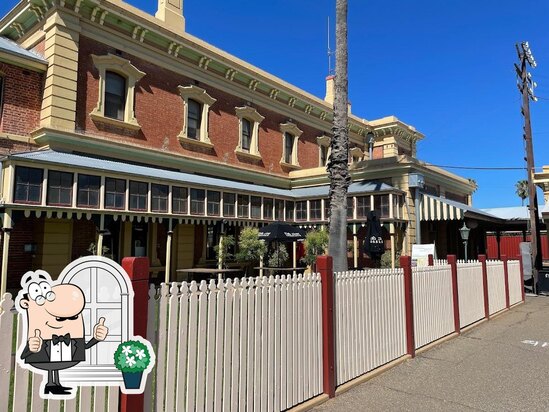 Menu at Commercial Hotel Junee pub & bar, Junee