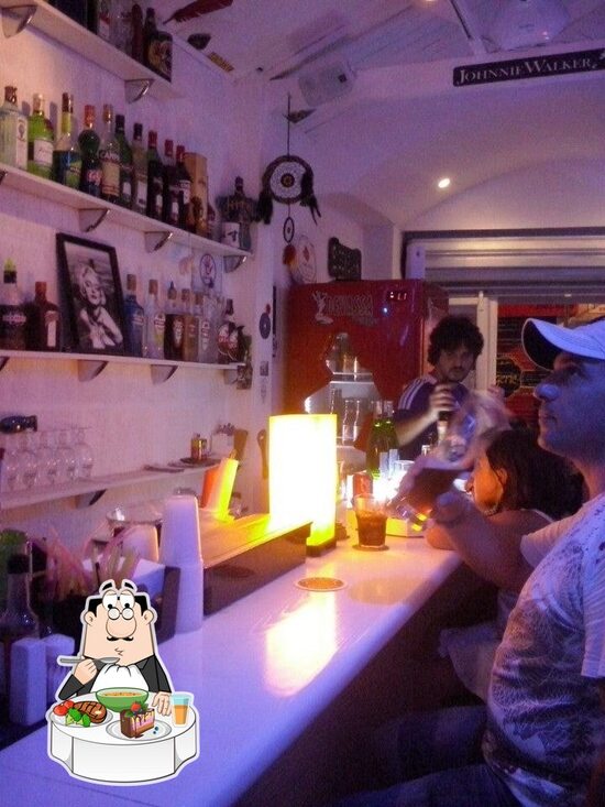 Little Igloo pub & bar, Santo André - Restaurant reviews
