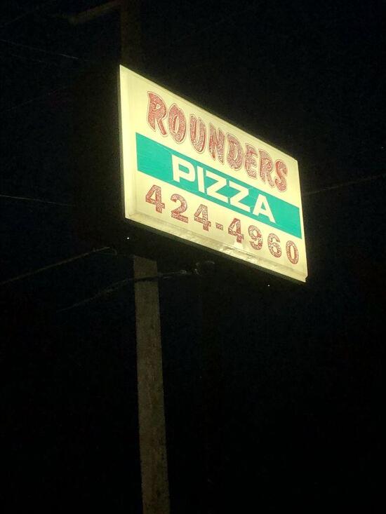 Menu at Rounders Pizza pizzeria, Evansville