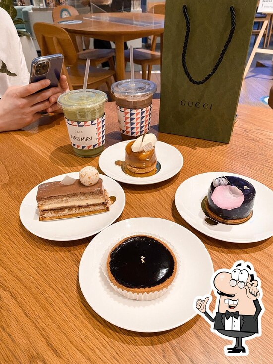 Menu at Paris Mikki cafe, Bangkok, Phloen Chit Rd