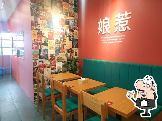 Tjap Nyonya Dimsum Shop restaurant, Batam - Restaurant reviews
