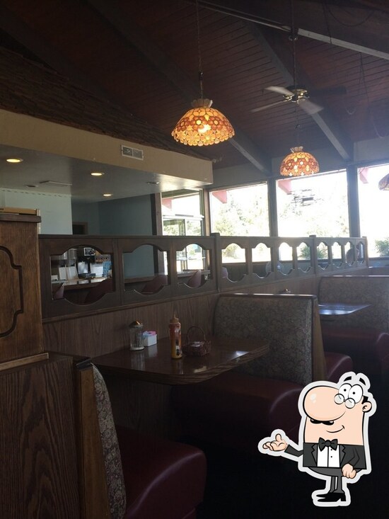 Junction Inn, Cave Junction - Restaurant menu, prices and reviews