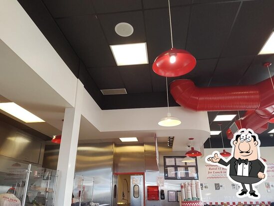 Five Guys, Red Deer - Menu du restaurant, prix et avis