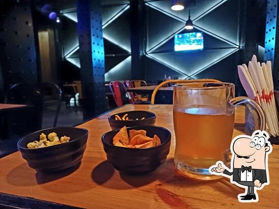 The Godown Bar, Chennai - Restaurant menu, prices and reviews