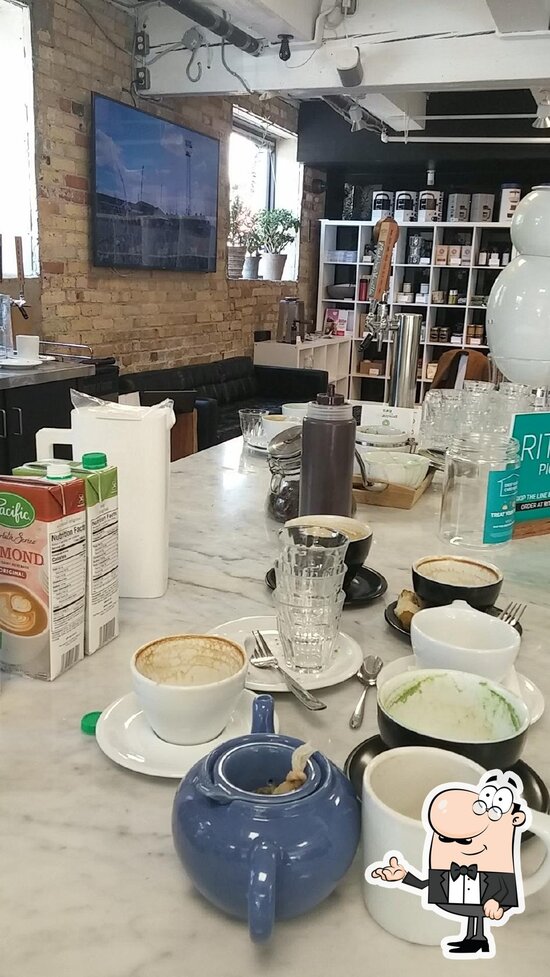 Creeds Coffee Bar, Toronto - Restaurant menu, prices and reviews