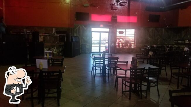 Menu at Mi Raza Sports Bar & Grill, Grand Prairie
