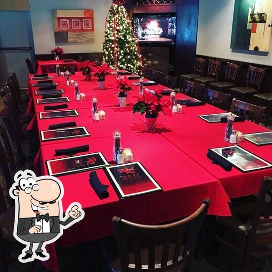Red Rocks Cafe: Strawberry Hill in South Park, Charlotte - Restaurant ...
