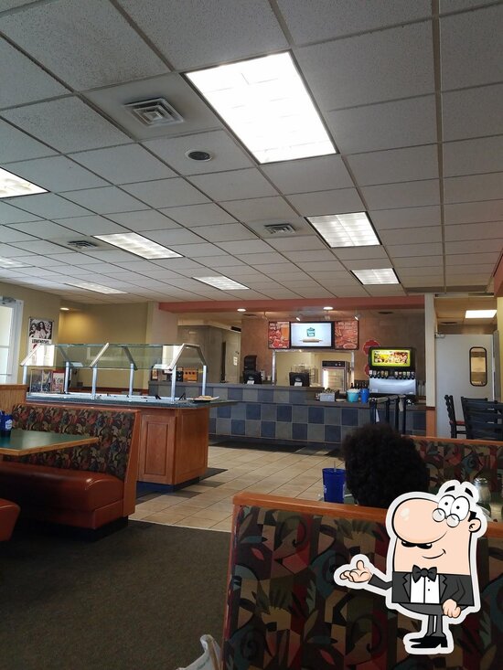 Round Table Pizza, Pasco - Restaurant menu, prices and reviews
