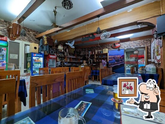 CZECH BEER PUB- Ahoj Làng Xù-Budwar Pub-Česká Hospoda, Hanoi ...