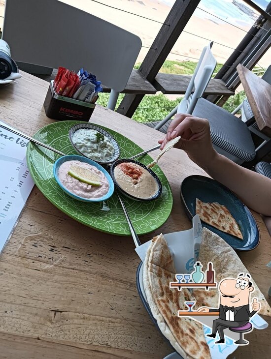 Nikos Ballito Bay, Dolphin Coast - Restaurant menu, prices and reviews