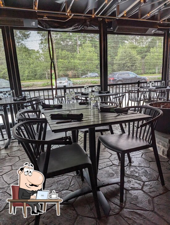Bar Reverie, Greenville - Restaurant menu, prices and reviews