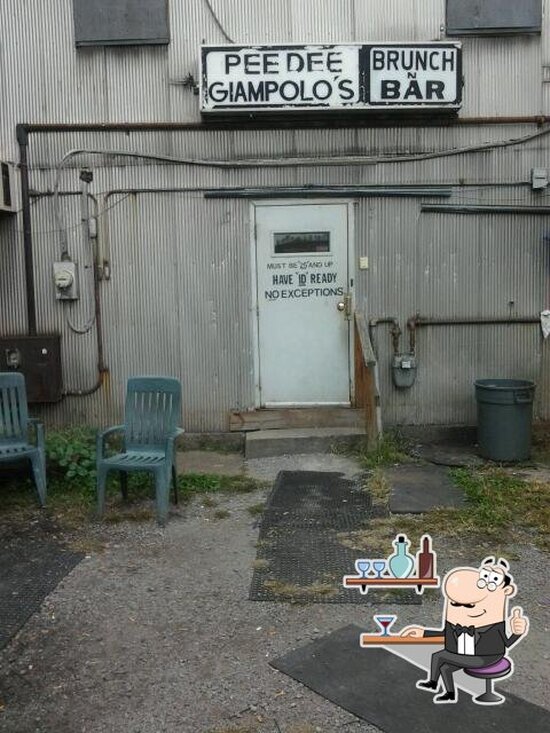 Pee Dee's Brunch & Bar, Steubenville - Restaurant menu, prices and reviews