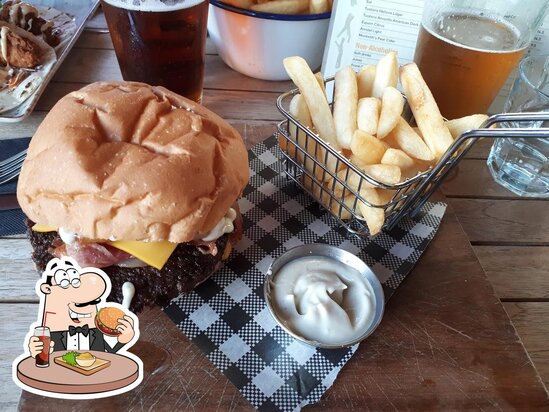 Menu at The Roaming Giant pub & bar, Hamilton