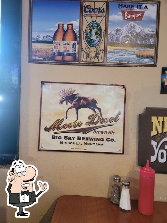 Fat Moose Bar & Grill in Woodland - Restaurant menu and reviews