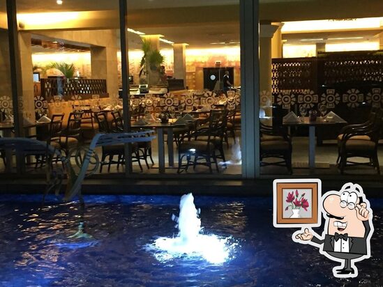 Menu at Captain Morgan Grill & Pool Bar, Puerto Aventuras, Fqp4+vj ...