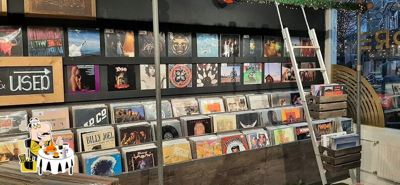 Crash Vinyl & Booze, Enschede - Restaurant reviews