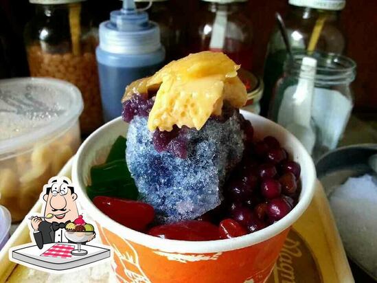 Menu at Bakulaw Halo-halo desserts, Marikina