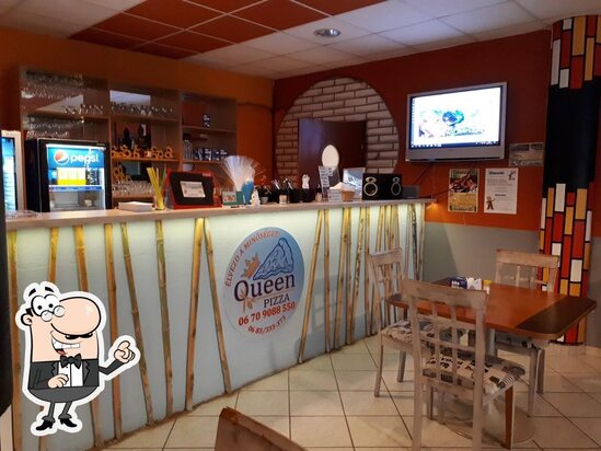 Menu at Queen Pizza restaurant, Keszthely