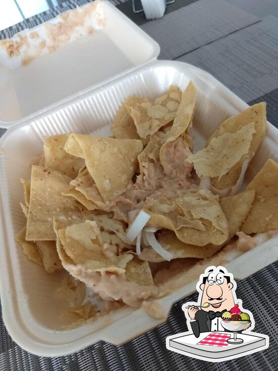 Chilaquiles; La Chilaquila Sucursal Patria Sur restaurant, Guadalajara ...
