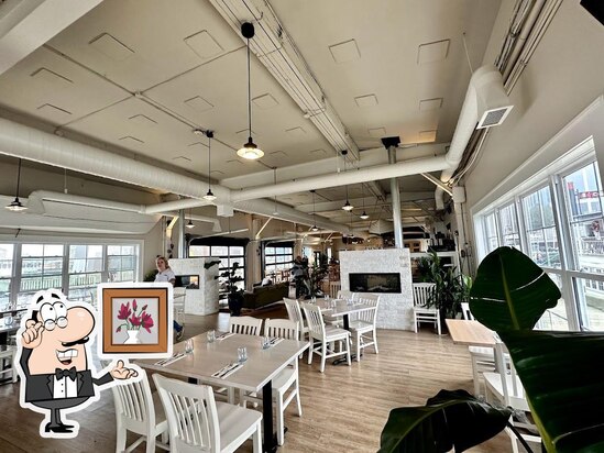 The Cable Wharf, Halifax - Restaurant menu, prices and reviews
