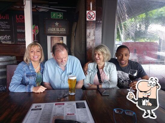 Van Hunks, Cape Town - Restaurant menu, prices and reviews