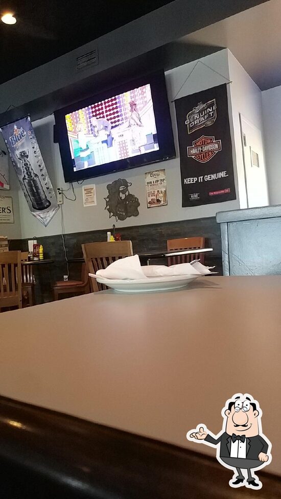 Dog House Sports Bar Azilda, Sudbury - Restaurant menu, prices and reviews