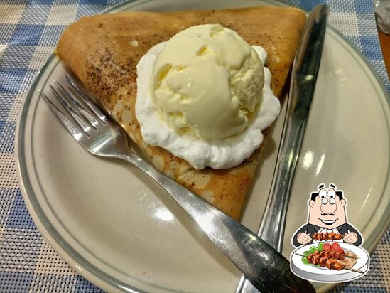 Crepeman Banawe cafe, Quezon City, 84 Maria Clara St - Restaurant reviews