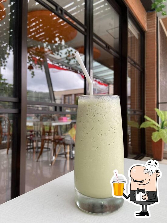 Dialoog Cafe, Teluk Ambon - Restaurant reviews