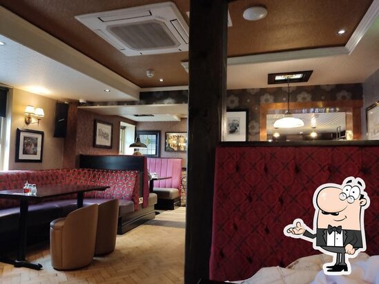 Menu at Ownies Bar and Bistro, Carrickfergus