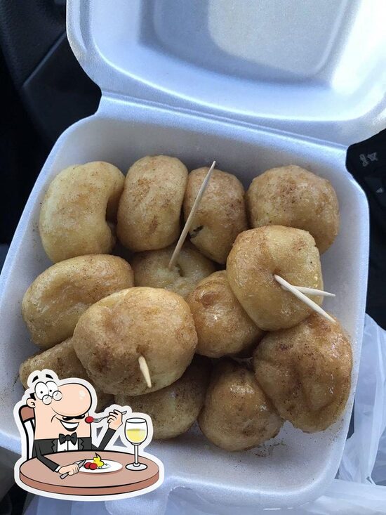 Knockout Mini Donuts Renninger's Flea Market in Mount Dora - Restaurant ...